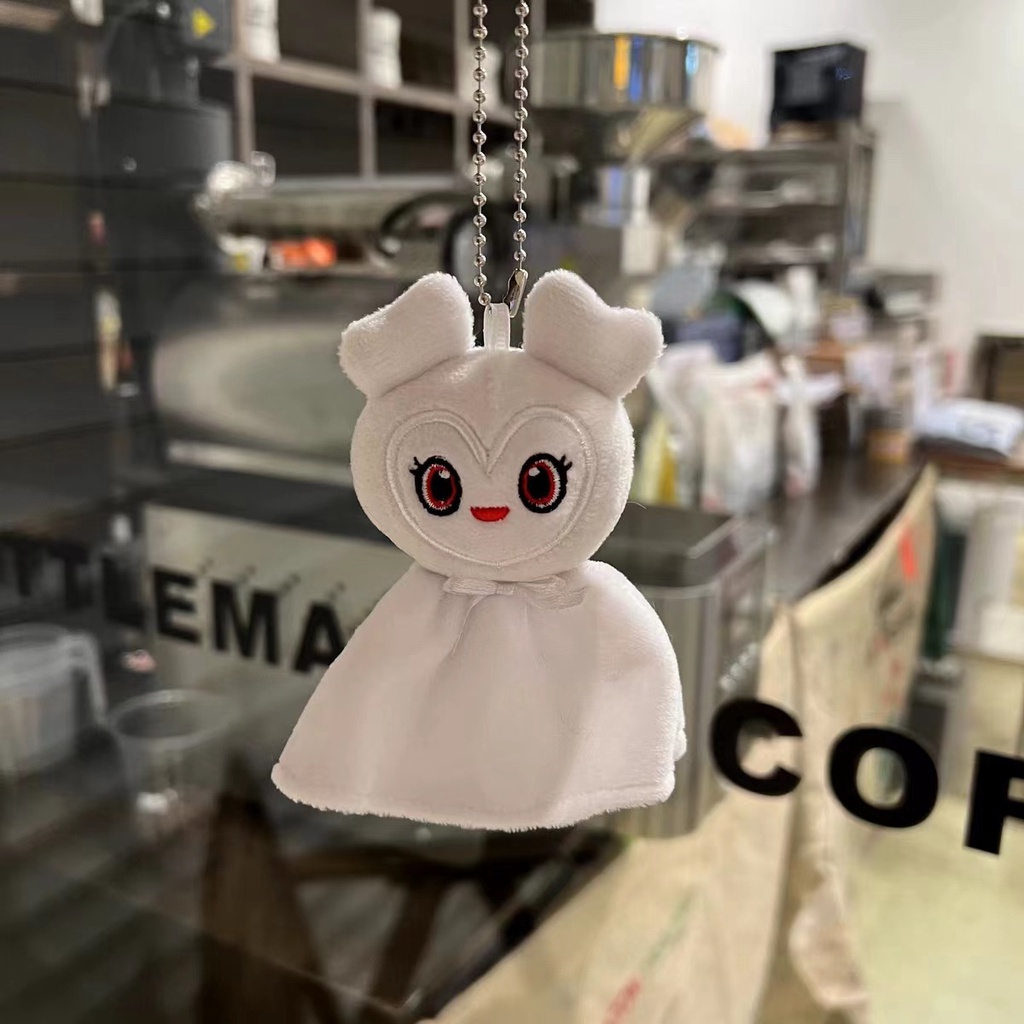 kpop idol twice READY TO BE merch lovelys teru bag charm Lindo ...