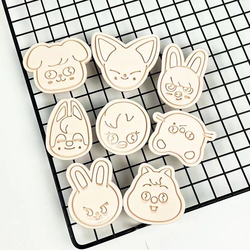 Nuevo Kpop idol Stray Kids Cookie Cutter Kawaii Biscuit Mould Dibujo ...