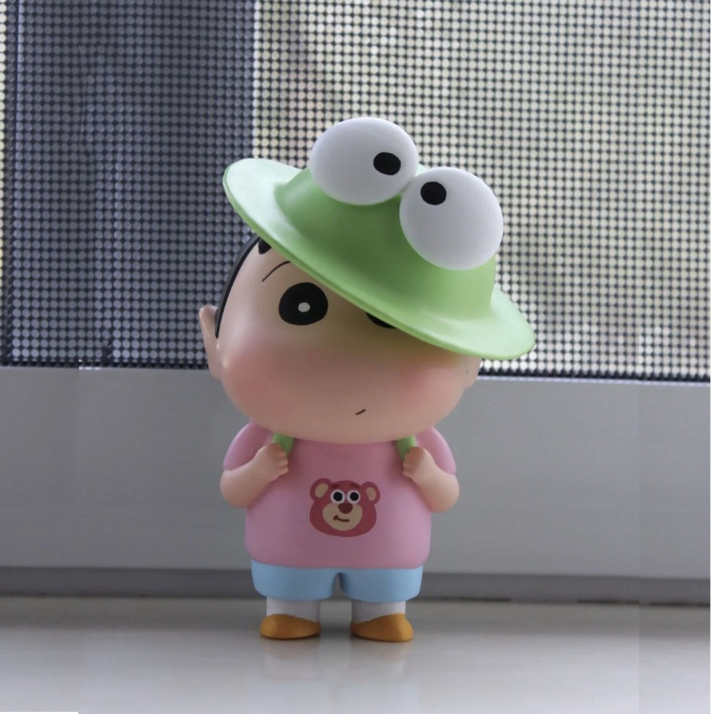 Crayón Shin-Chan Hecho A Mano Oso De Fresa Rana Shin-Chan Muñeca Linda De Dibujos Animados ...